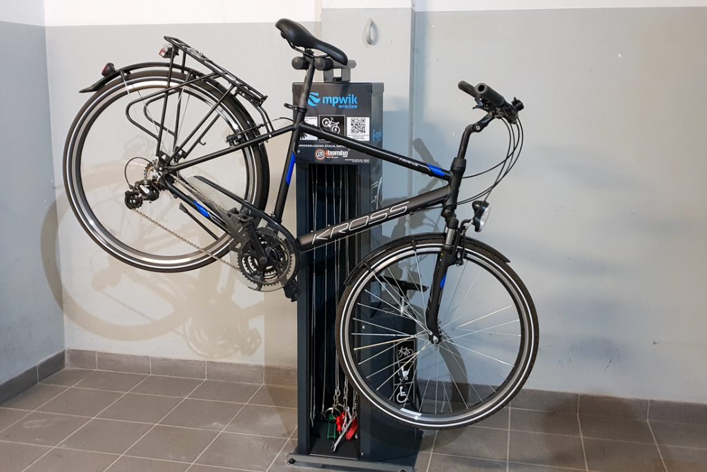 Realisierungen - IBOMBO | Fahrrad Reparaturstation | Direkt vom Hersteller!