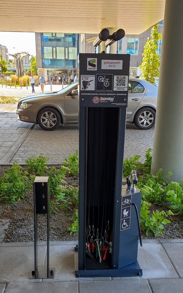 Realisierungen - IBOMBO | Fahrrad Reparaturstation | Direkt vom Hersteller!